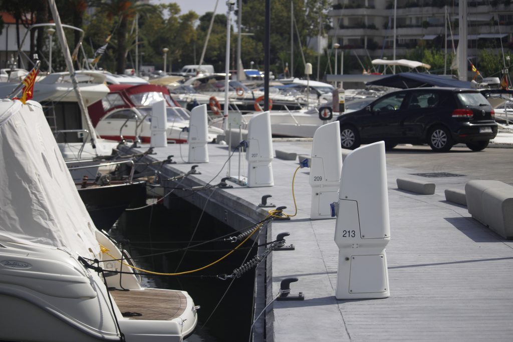 Torretas Inteligentes para Puertos Deportivos - Ingeniero Marino